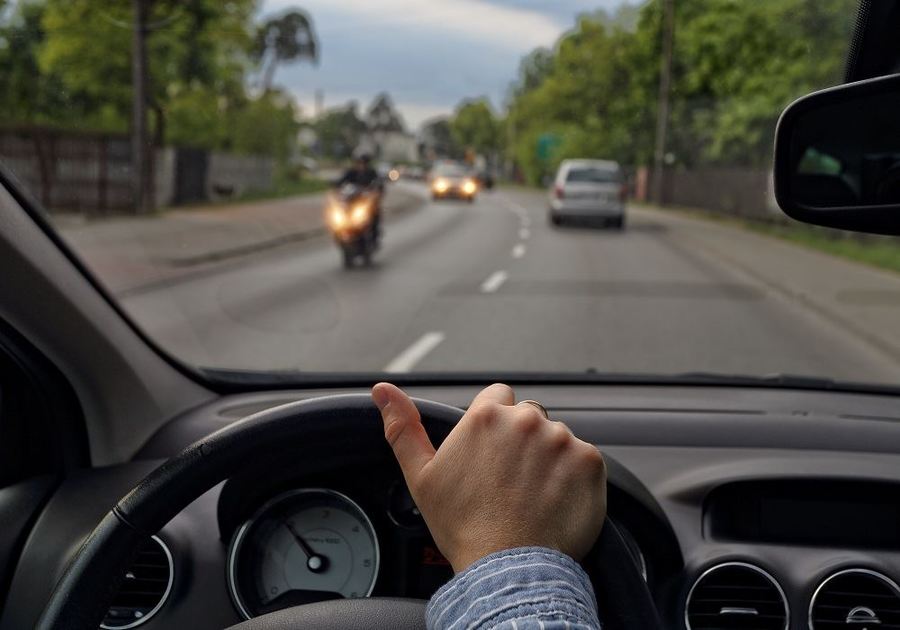 Highway Code Stopping Distances Need Urgent Revision | Leasing Options