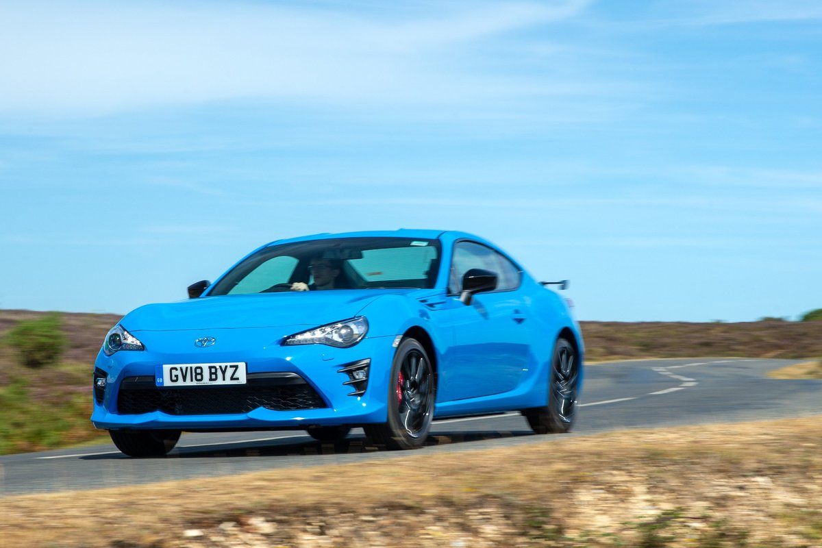 Toyota GT86 Club Series ‘Blue Edition’ Review | Leasing Options ...